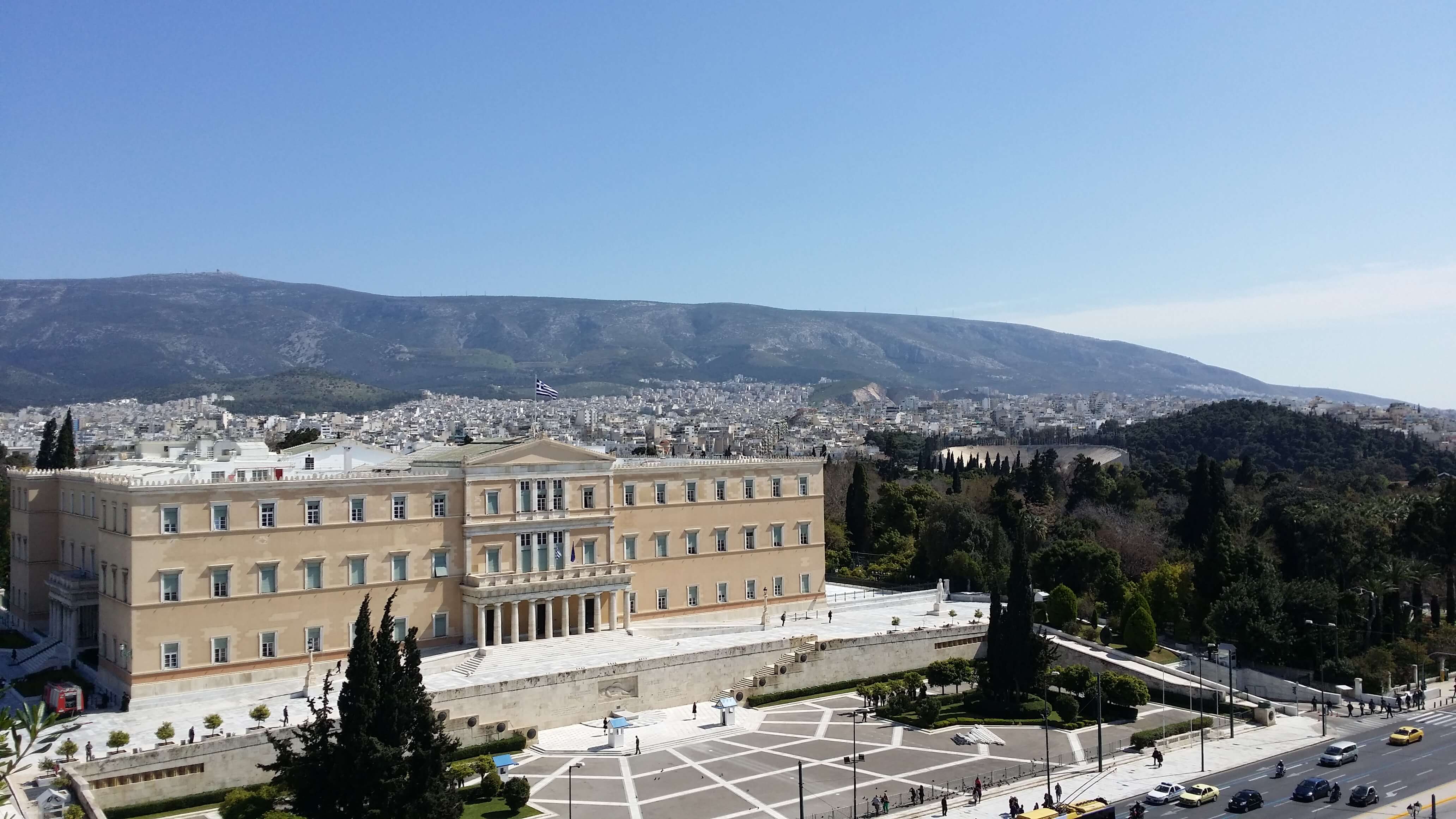 Πώς Φτιάχνονται Οι Νόμοι Στην Ελλάδα - Dianeosis